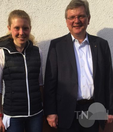 Bürgermeister löst Versprechen ein | Taunus-Nachrichten