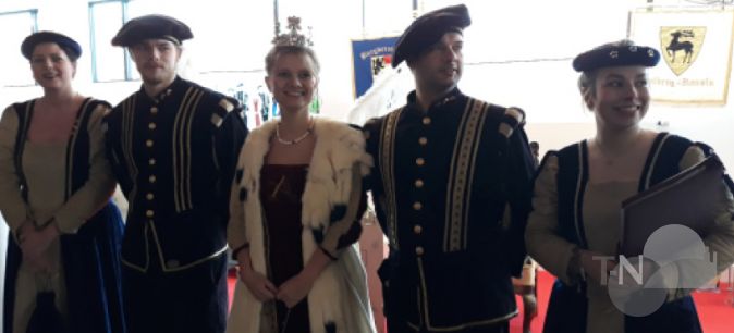 Burgfräulein Jessica I. besteigt den Thron | Taunus-Nachrichten