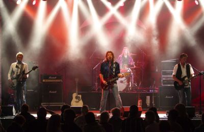 SGO-Oldie-Fasching mit „Welkebach“ und der „Smokie Revival Band ...