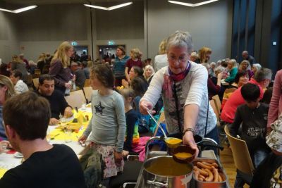 „Mahl für Alle“ mit Tafel-Chormusik | Taunus-Nachrichten