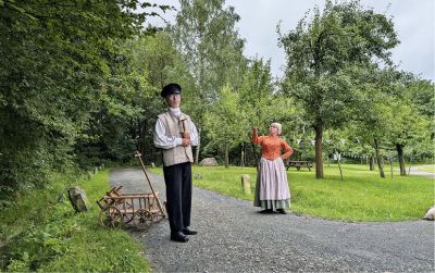 Schauspielführungen im Hessenpark | Taunus-Nachrichten