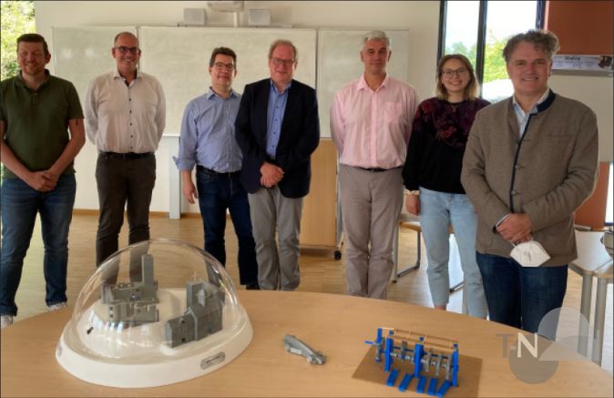 Bischof-Neumann-Schule gewann Wettbewerb des Rotary Clubs | Taunus ...