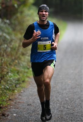Sebastian Bienert gewinnt Altkönig-Lauf in Rekordzeit | Taunus-Nachrichten